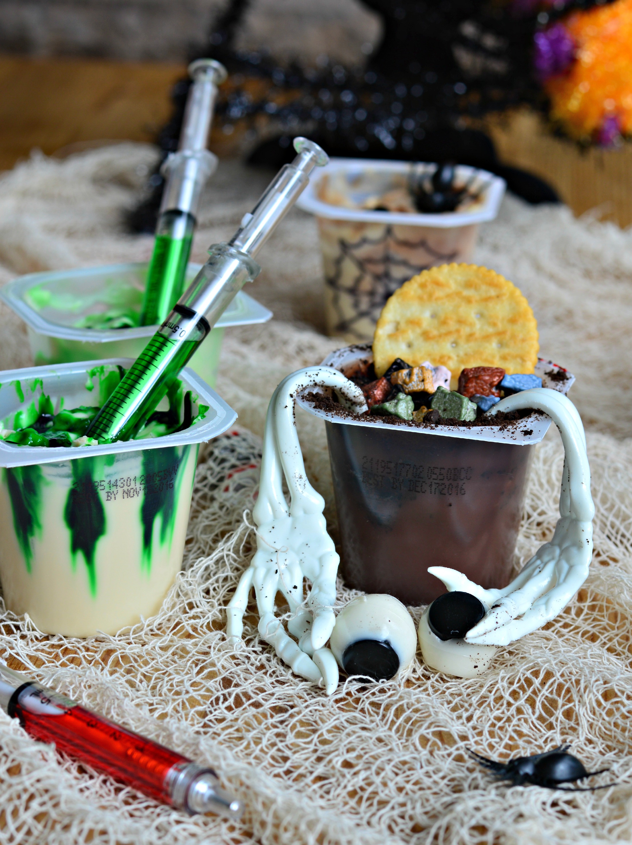 halloween-pudding-poison-graveyard - West of the Loop